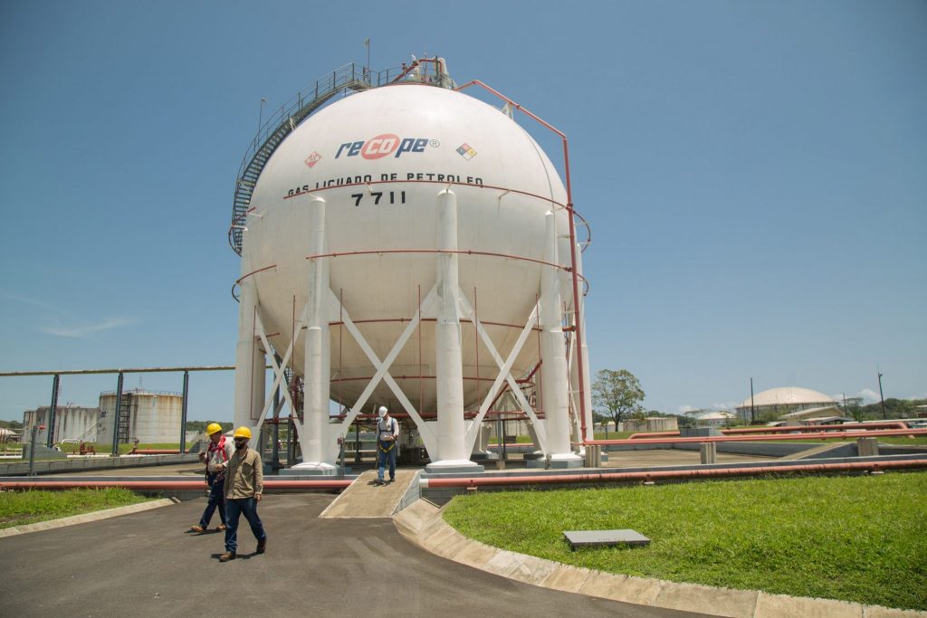 Recope y el impuesto único a los combustibles - Delfino.cr