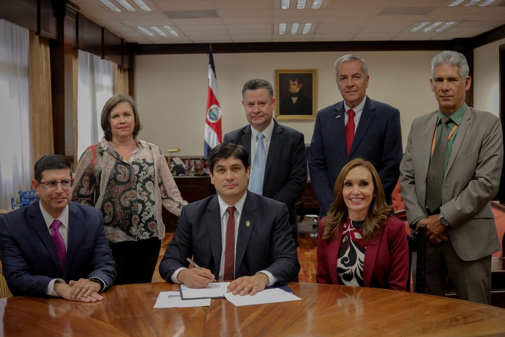 Empieza a caminar propuesta del Gobierno para ayudar a personas ...