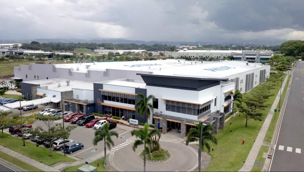 Philips abre 300 puestos de empleo más en Costa Rica