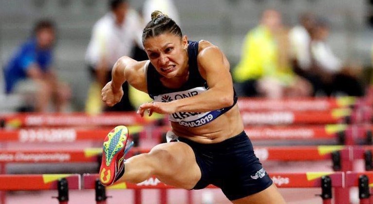 Andrea Vargas supera su mejor marca personal de la temporada antes de ...