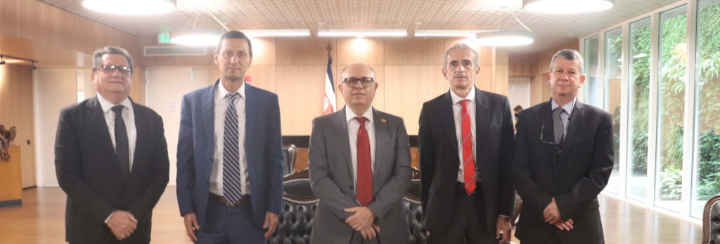 CONARE rechaza proyecto del Ejecutivo para regular el FEES - Delfino.cr