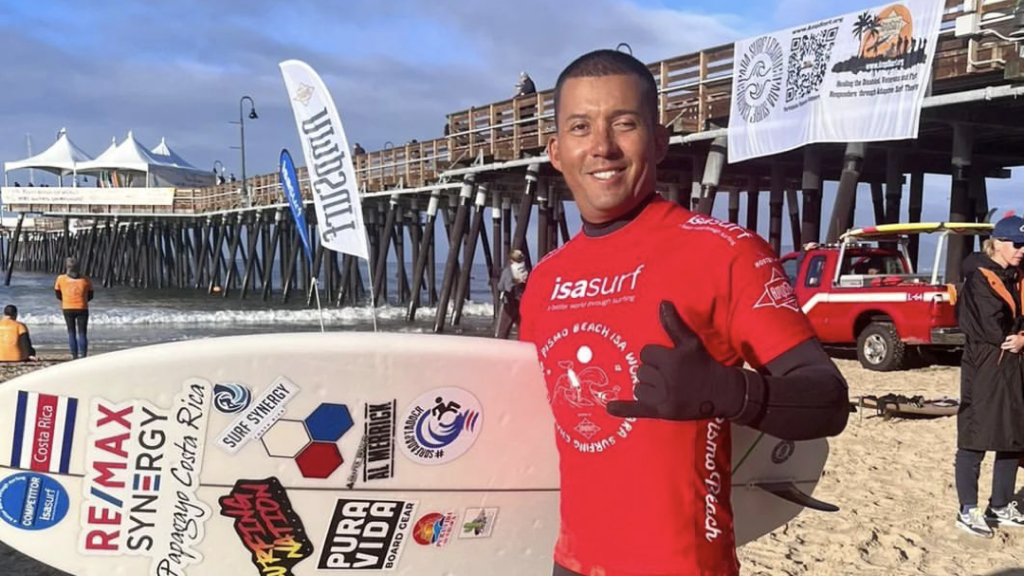 Surfista adaptado costarricense Roy Calderón se corona bicampeón ...
