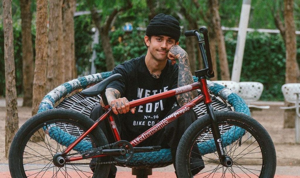 Rider costarricense Stephan Atencio graba video espectacular con la ...