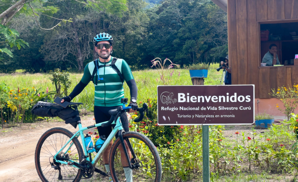Aventuras con propósito: recorriendo Costa Rica en bicicleta - Delfino.cr