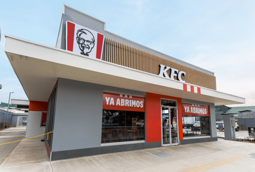 KFC abrió su restaurante #54 en Plaza Víquez con inversión de $1.3 ...