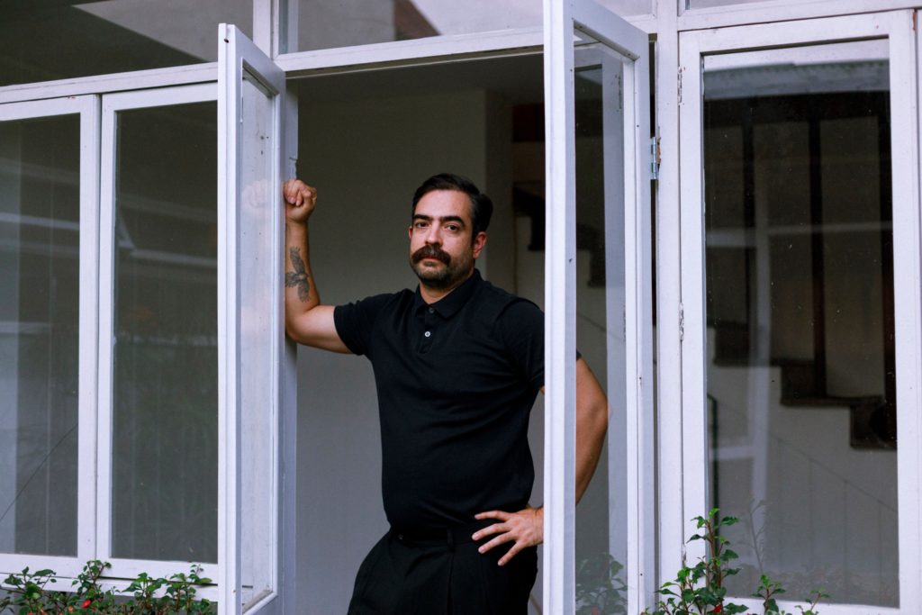 Arturo Pardo presenta su nuevo álbum: "Día Cálido" - Delfino.cr