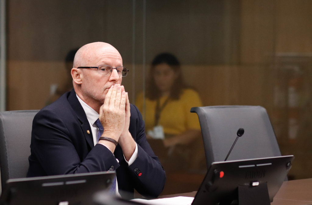 Asamblea aprueba por unanimidad la renuncia de Stephan Brunner como ...