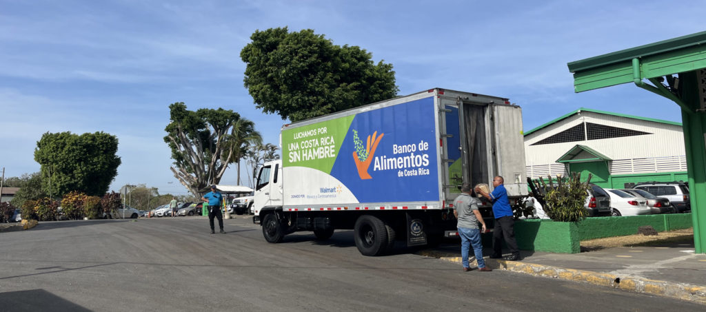 CoopeMontecillos dona más de 2.000 kilos de proteína para apoyar a ...