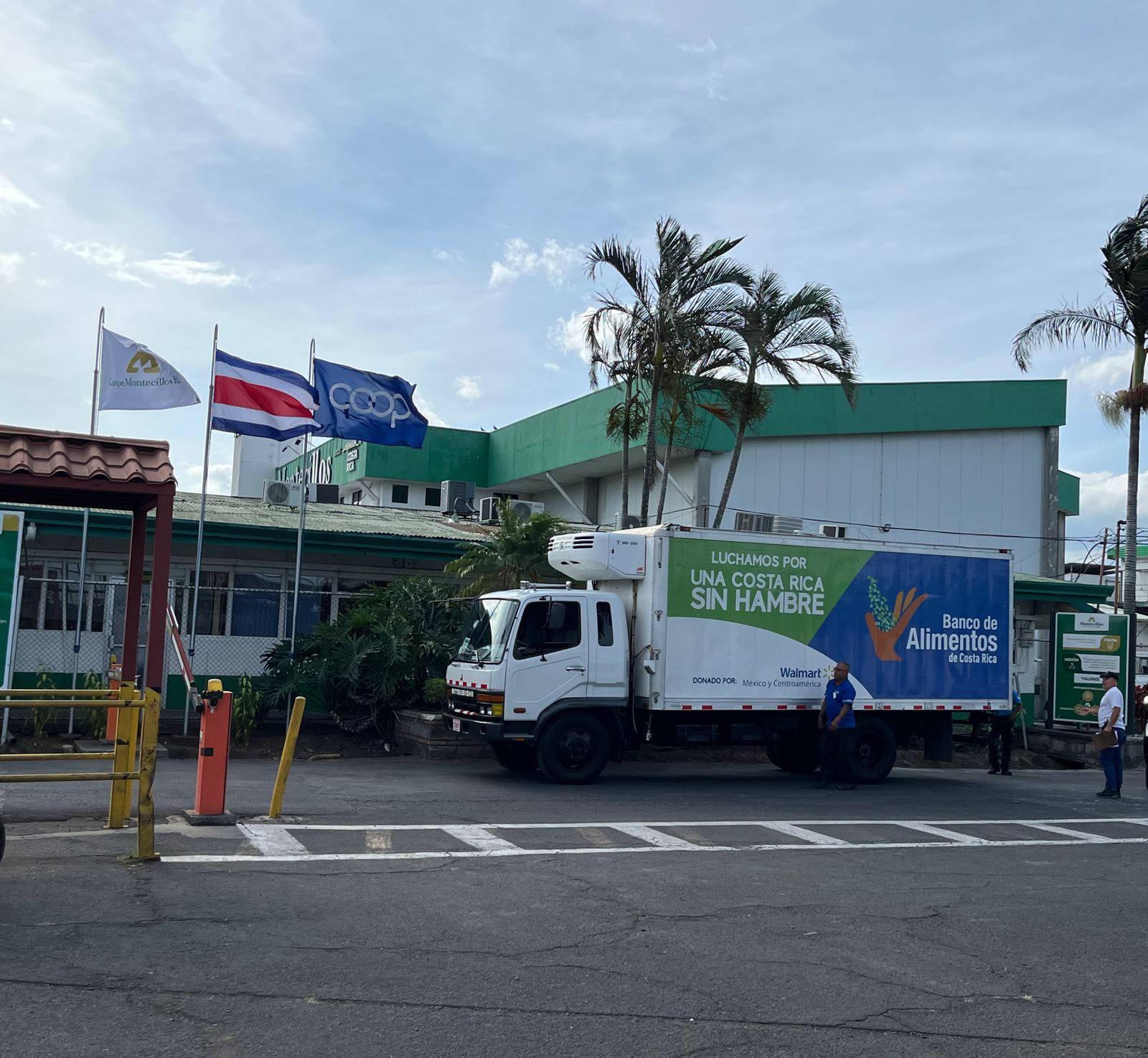 CoopeMontecillos dona más de 2.000 kilos de proteína para apoyar a ...