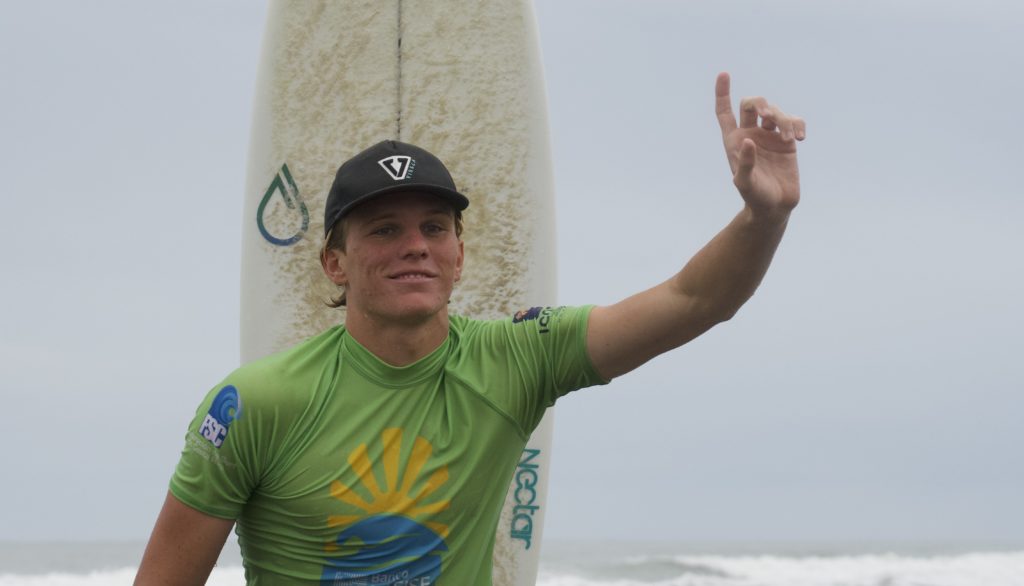 Surfista tico Sam Reidy gana la primera fecha del CNS en Limón y apunta ...