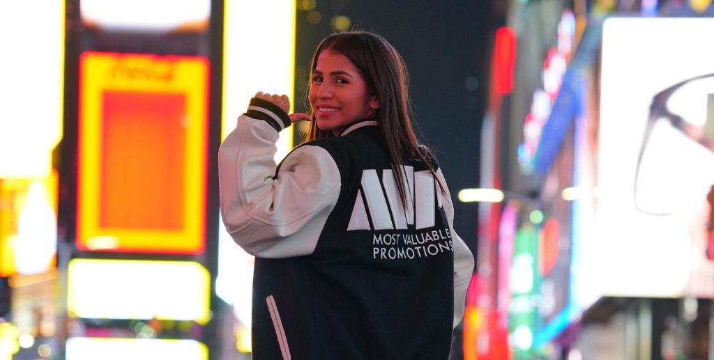 Boxeadora tica Naomy Valle fue presentada como futura gran estrella en la promotora de Jake Paul ...