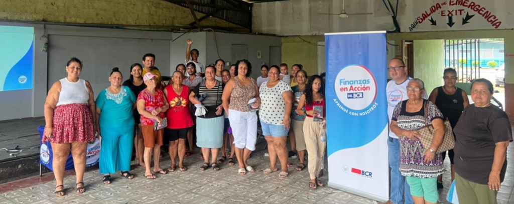 BCR cumple cinco años de acompañar a las personas a poner sus finanzas ...